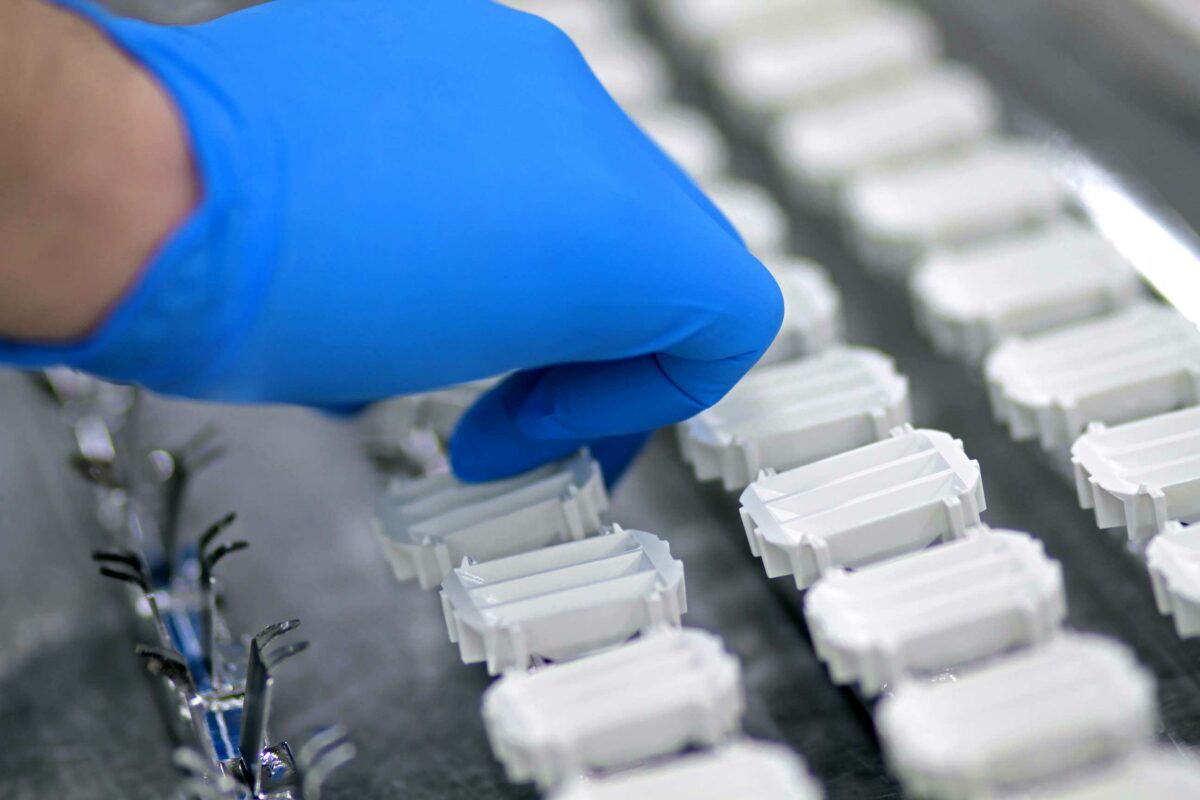 Vacuum Metalizing | Mueller Coatings